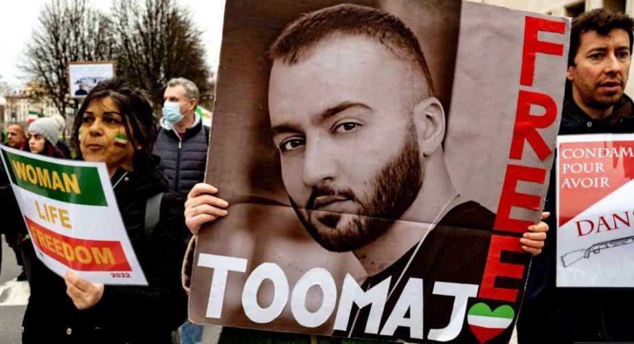 Iranian rapper freed after death sentence overturned An Iranian rapper ...